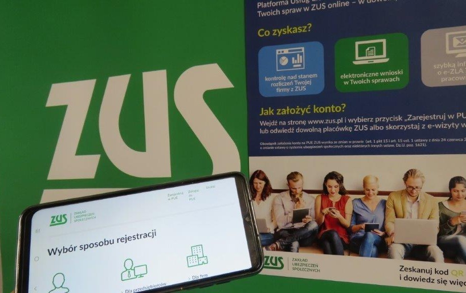 Płatniku załóż konto na PUE ZUS. Większość spraw w ZUS załatwisz online ...